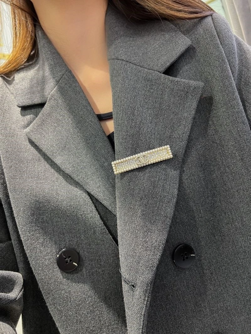 Inexpensive Chanel Brooches