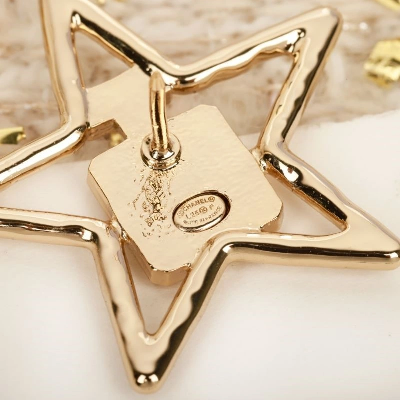 Bargain Chanel Brooches