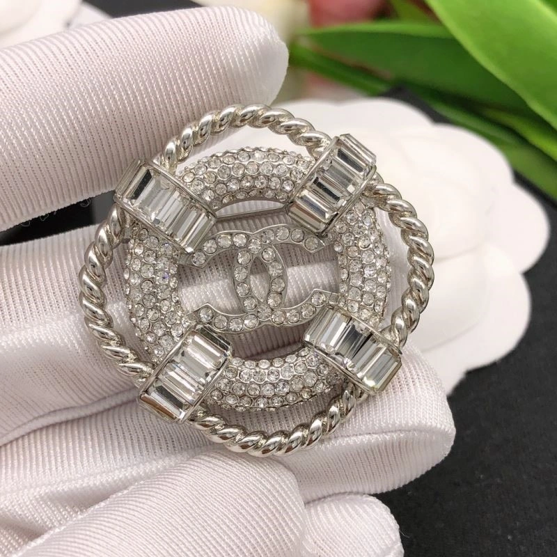 Brand-original Chanel Brooches