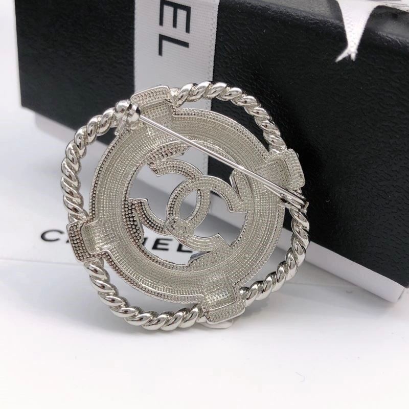 Brand-original Chanel Brooches