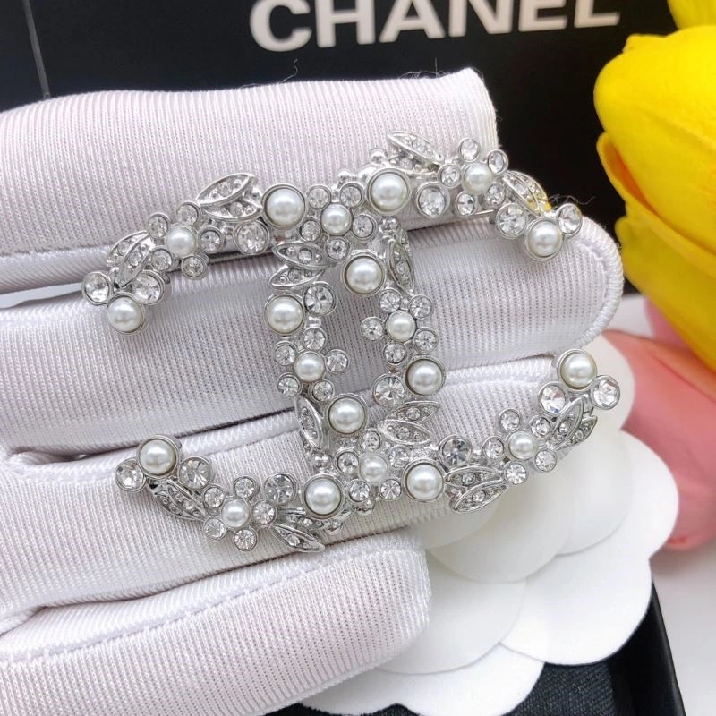 Official Chanel Brooches