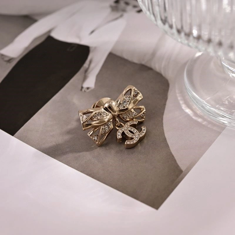 Precise copy Chanel Brooches