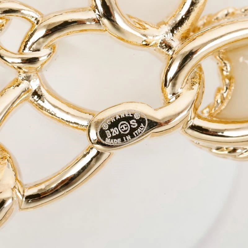 Bargain Chanel Brooches
