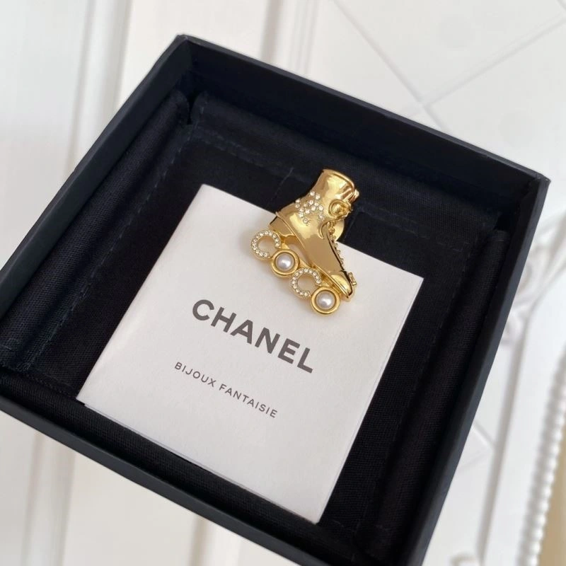 Economical Chanel Brooches