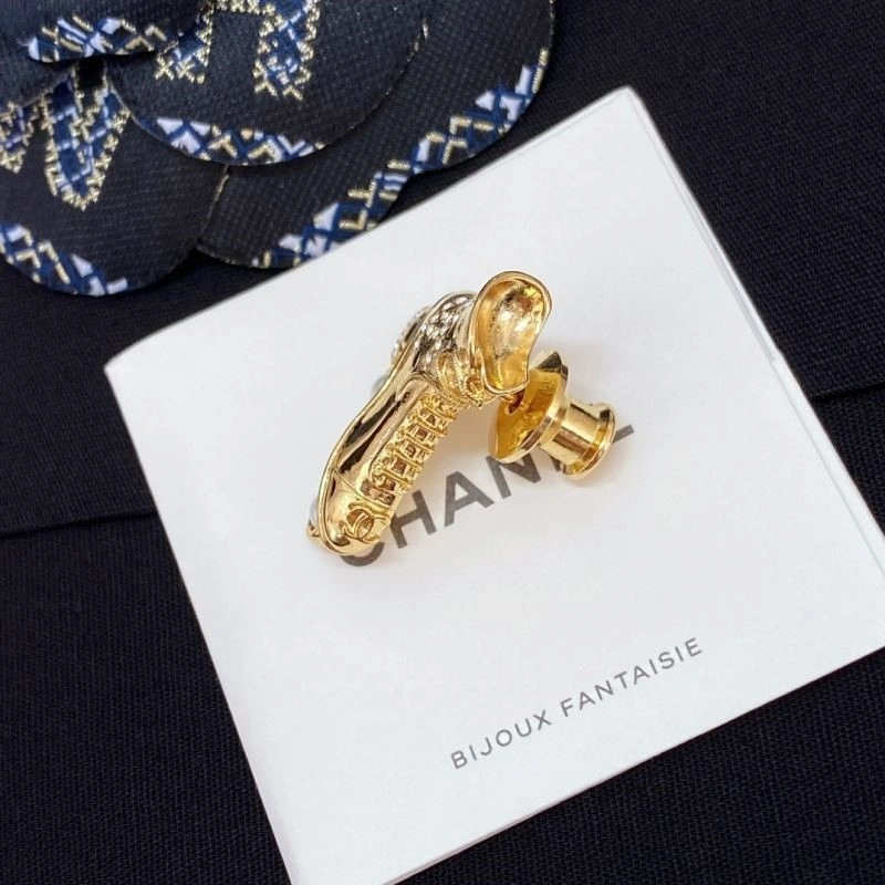 Economical Chanel Brooches
