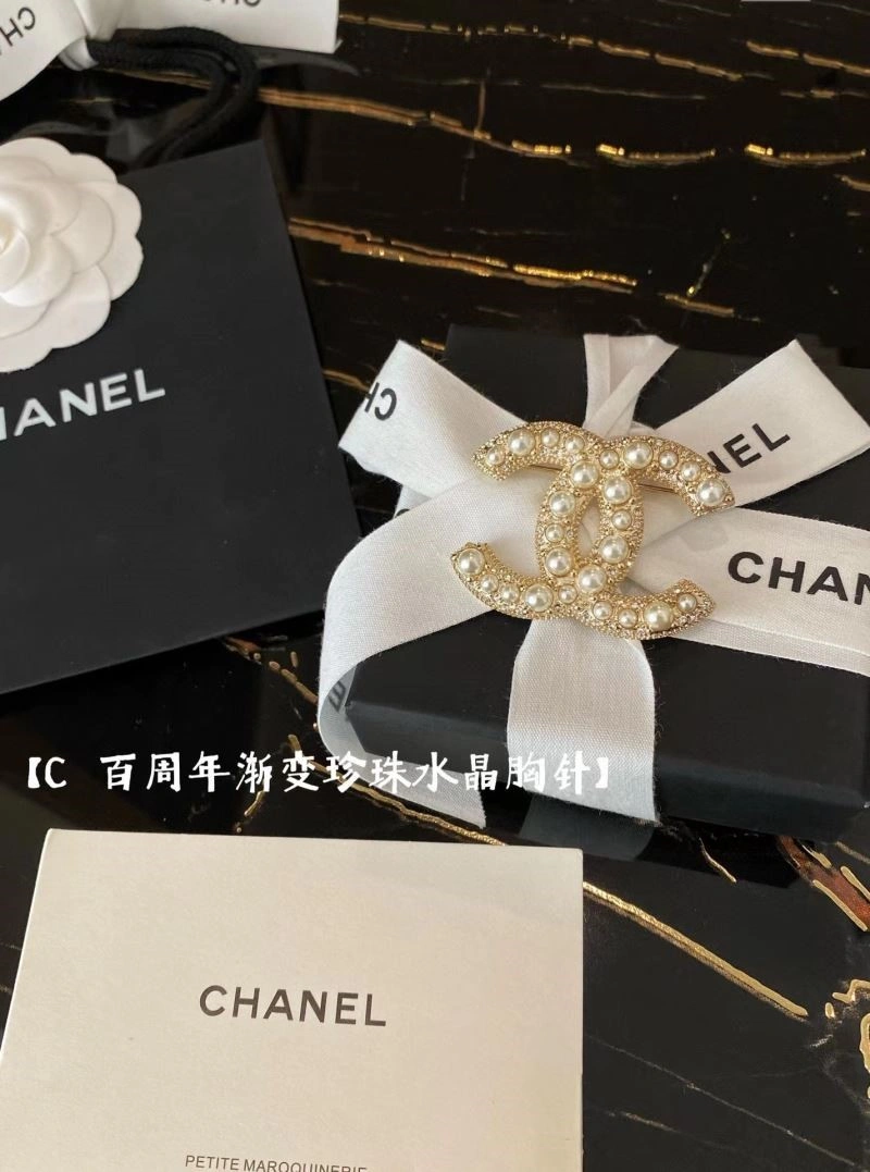 Precise copy Chanel Brooches