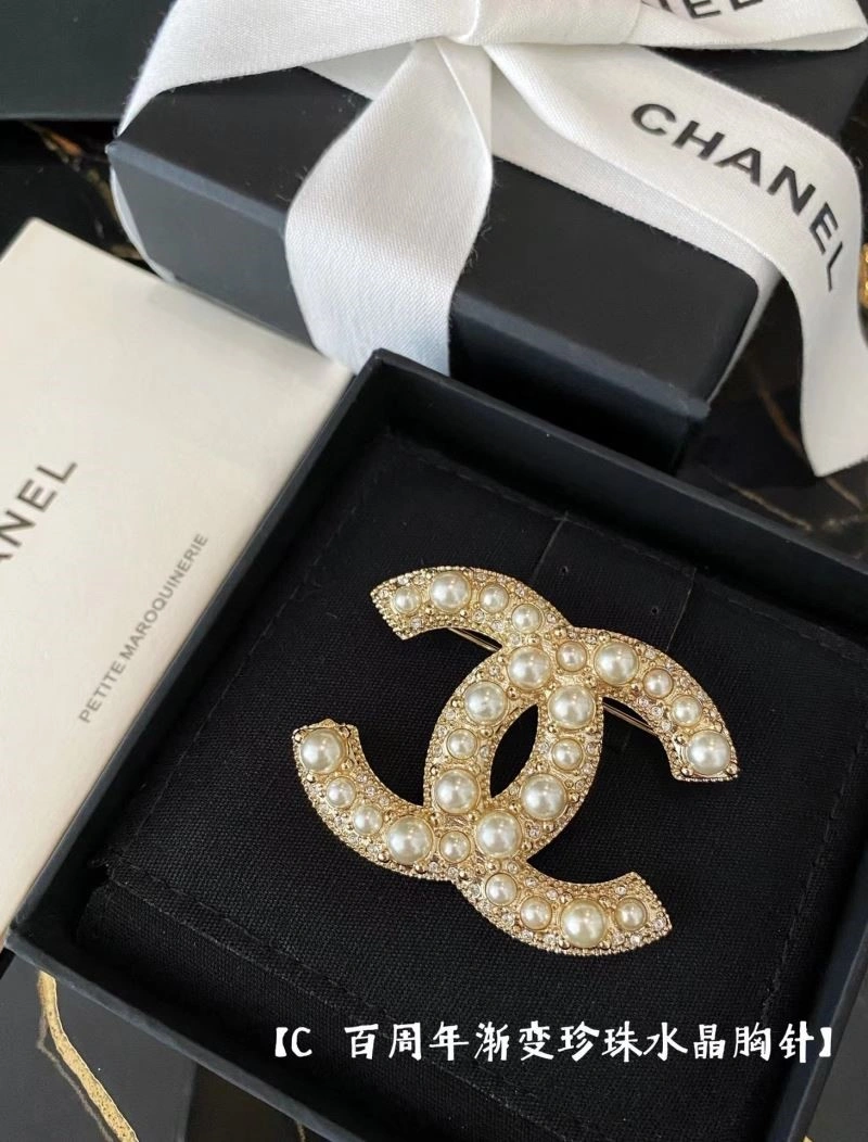 Precise copy Chanel Brooches