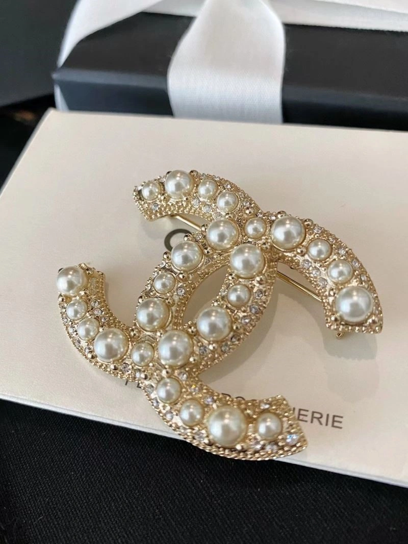Precise copy Chanel Brooches