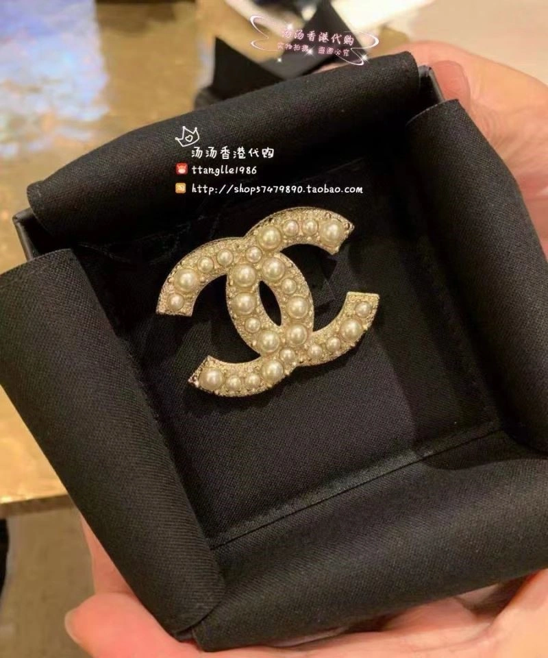 Precise copy Chanel Brooches
