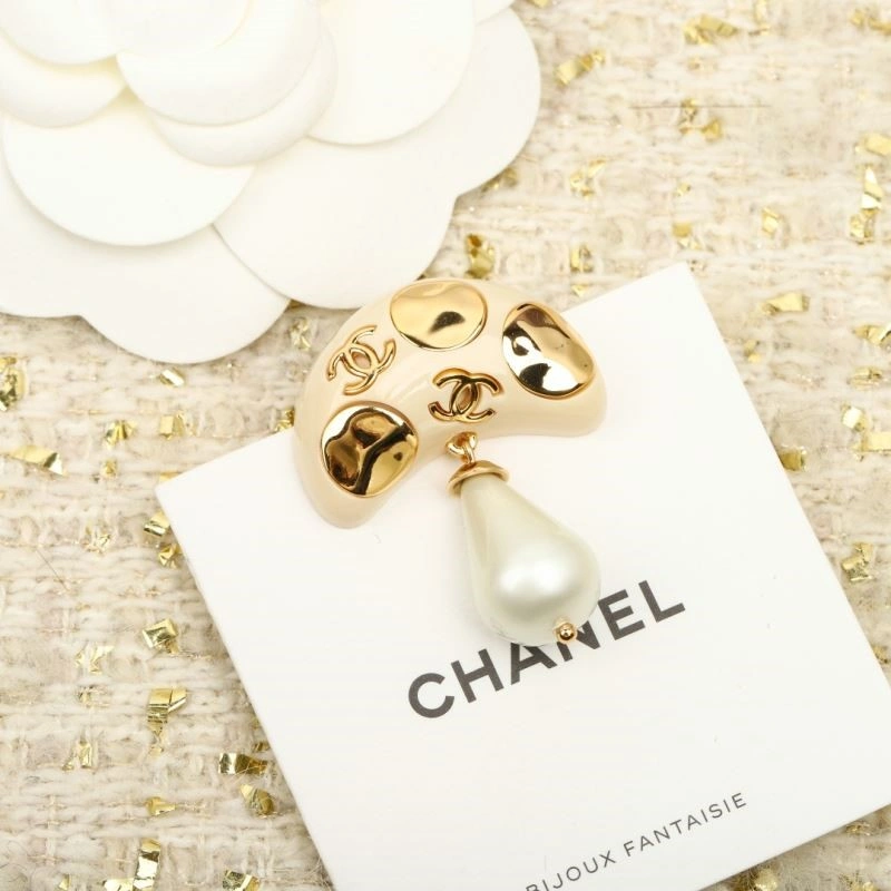 High accuracy Chanel Brooches