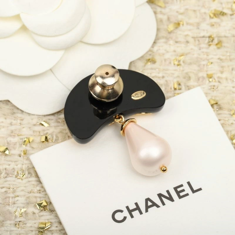 High accuracy Chanel Brooches