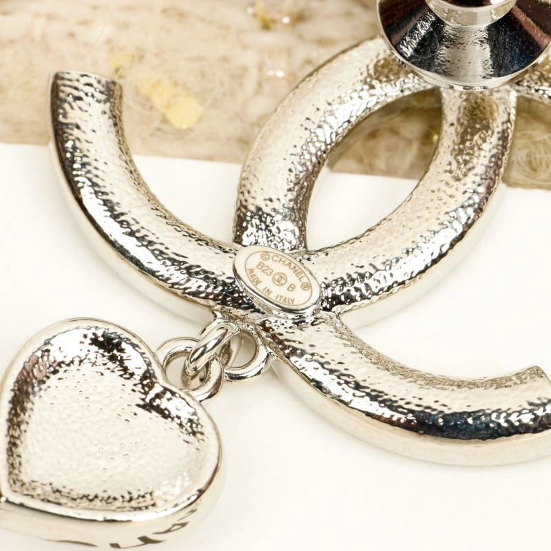 Exact replica Chanel Brooches