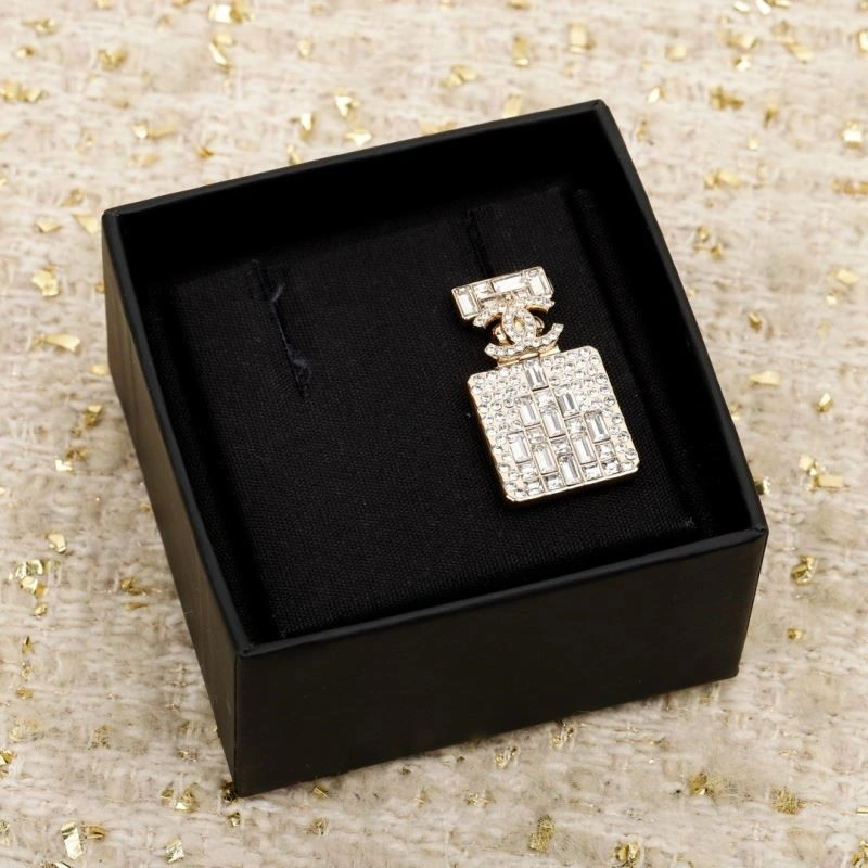 Brand-authenticated Chanel Brooches