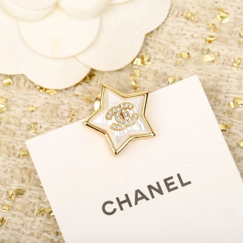 Official Chanel Brooches