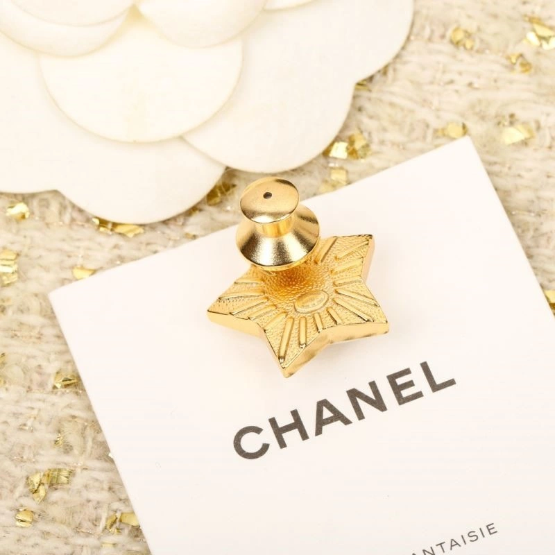 Official Chanel Brooches