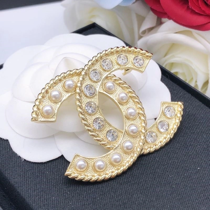 High accuracy Chanel Brooches