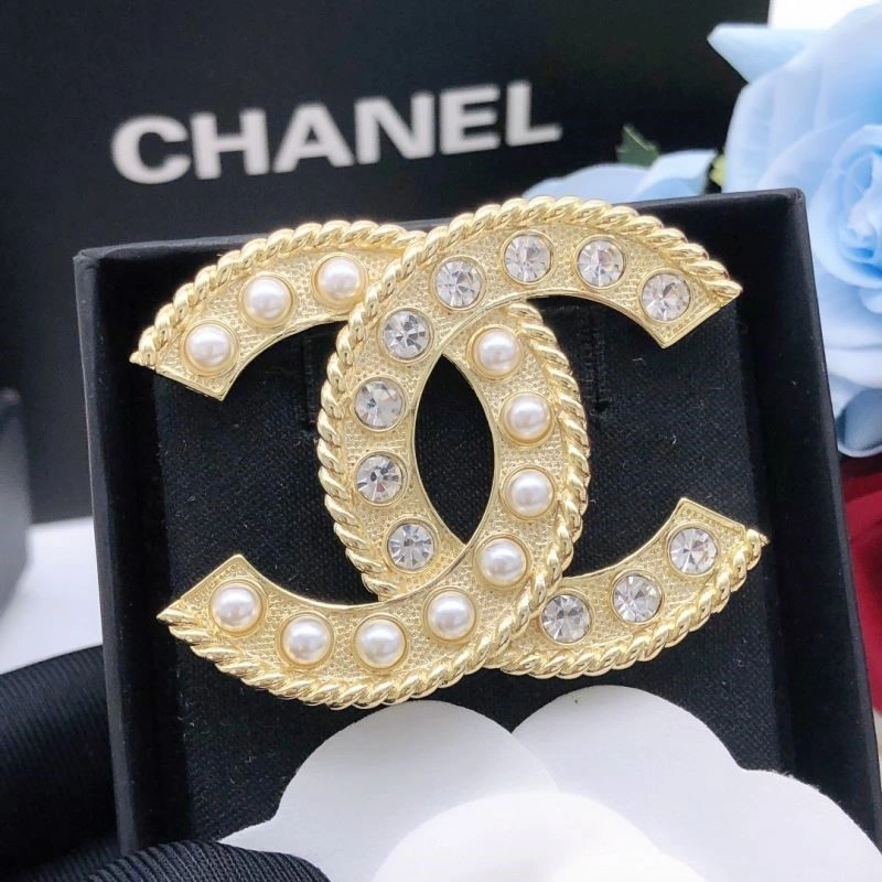 High accuracy Chanel Brooches
