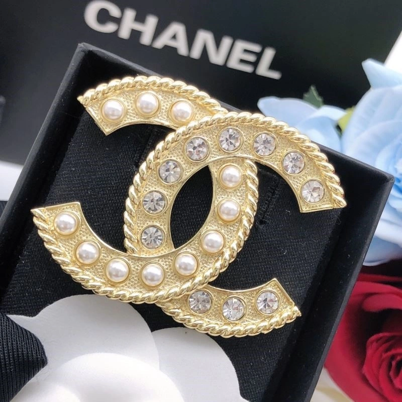 High accuracy Chanel Brooches