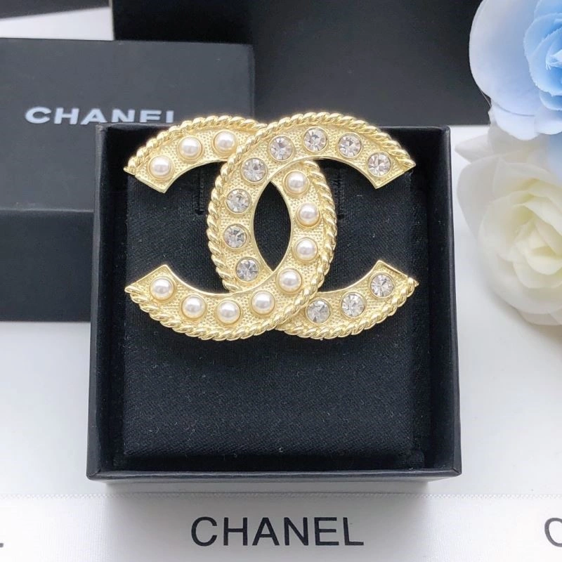 High accuracy Chanel Brooches