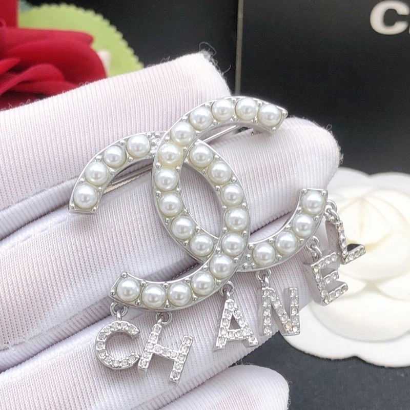Bargain Chanel Brooches