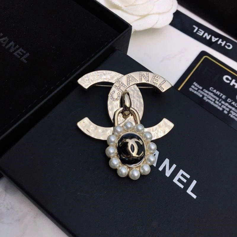 Legit Chanel Brooches