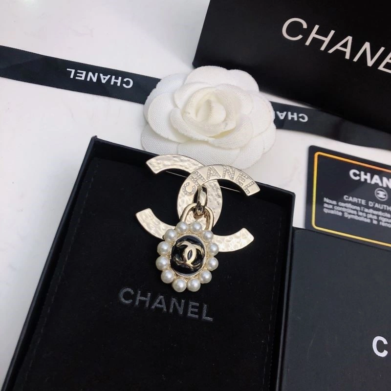 Legit Chanel Brooches