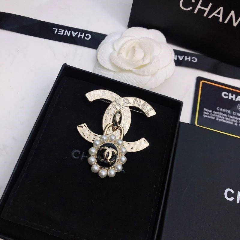 Legit Chanel Brooches