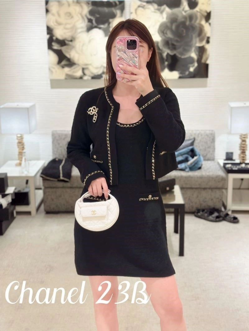 Economical Chanel Brooches