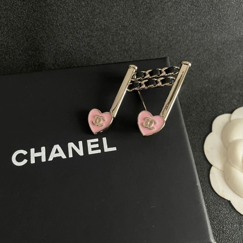 Brand-original Chanel Brooches