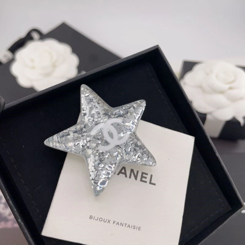 Brand-original Chanel Brooches