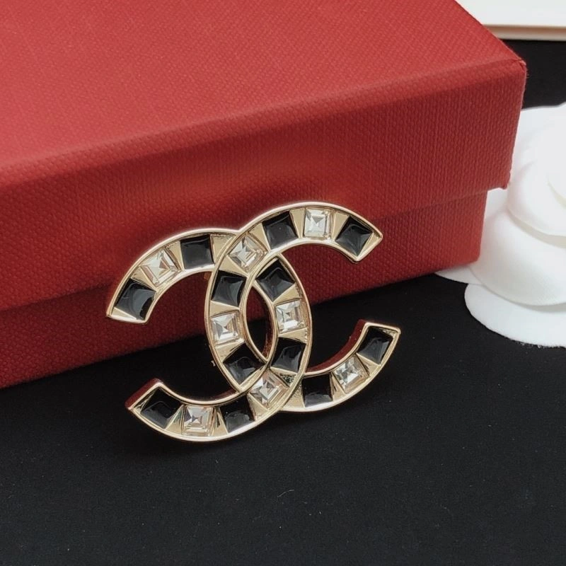 Brand-original Chanel Brooches