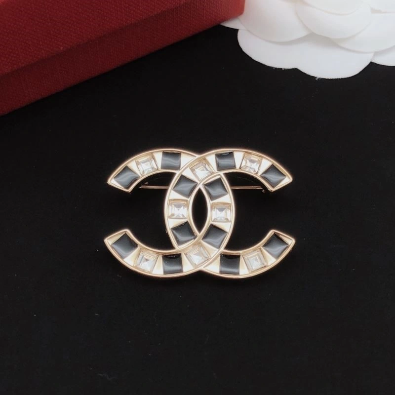 Brand-original Chanel Brooches