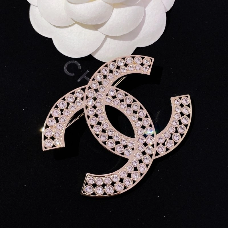 High fidelity Chanel Brooches