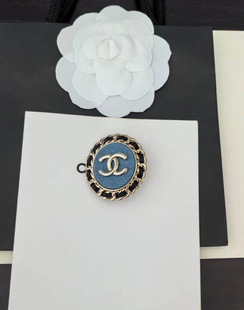Precise copy Chanel Brooches