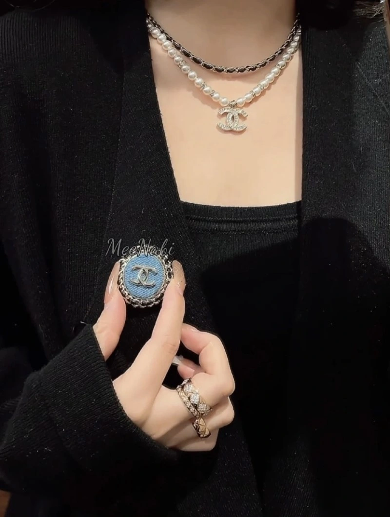 Economical Chanel Brooches