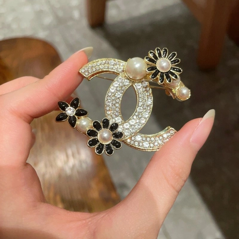 Mirror quality Chanel Brooches