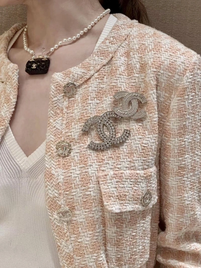 Mirror quality Chanel Brooches