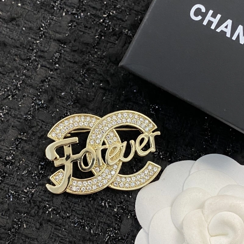 High fidelity Chanel Brooches