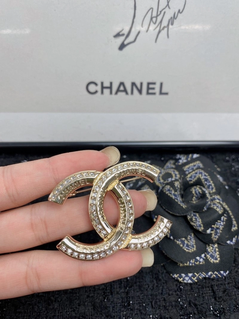 Exact replica Chanel Brooches