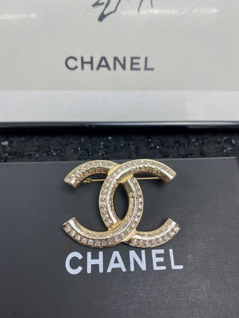 Exact replica Chanel Brooches