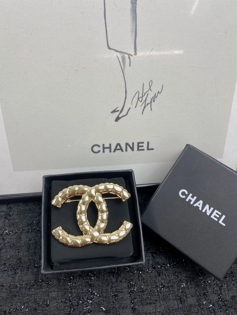 Exact replica Chanel Brooches