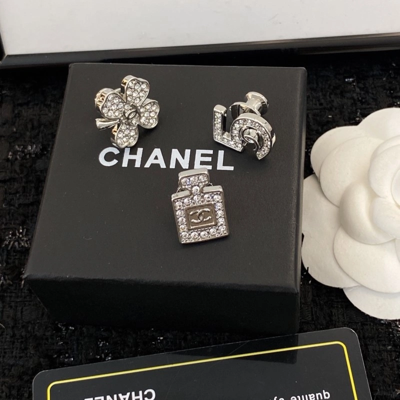 High accuracy Chanel Brooches