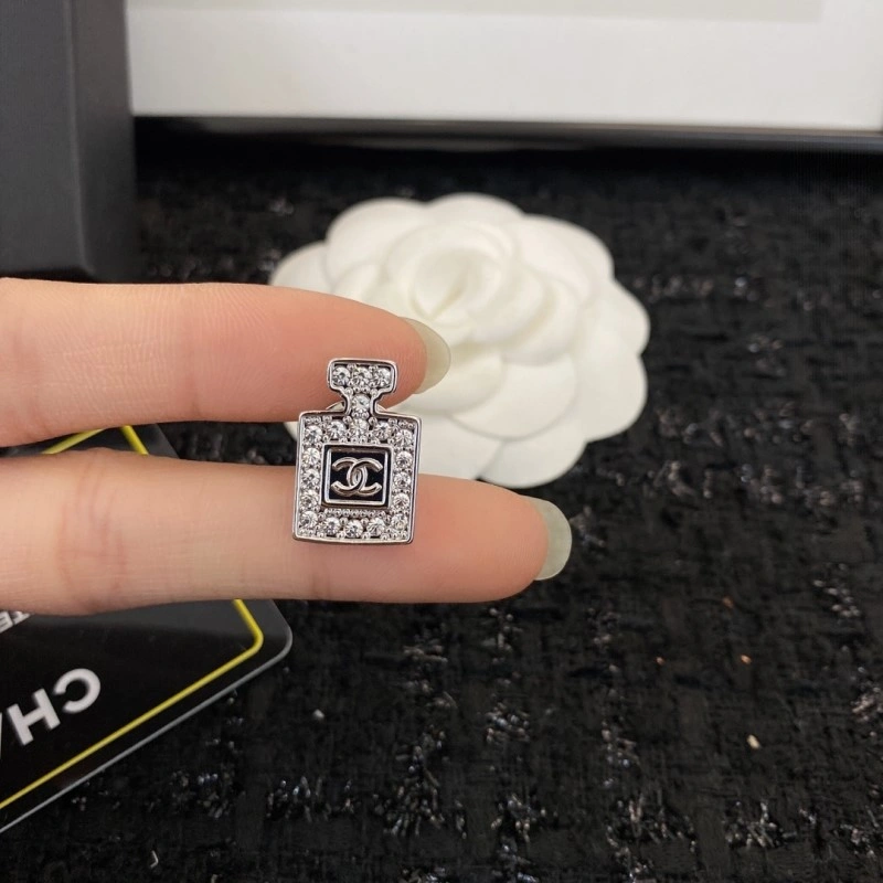 High accuracy Chanel Brooches