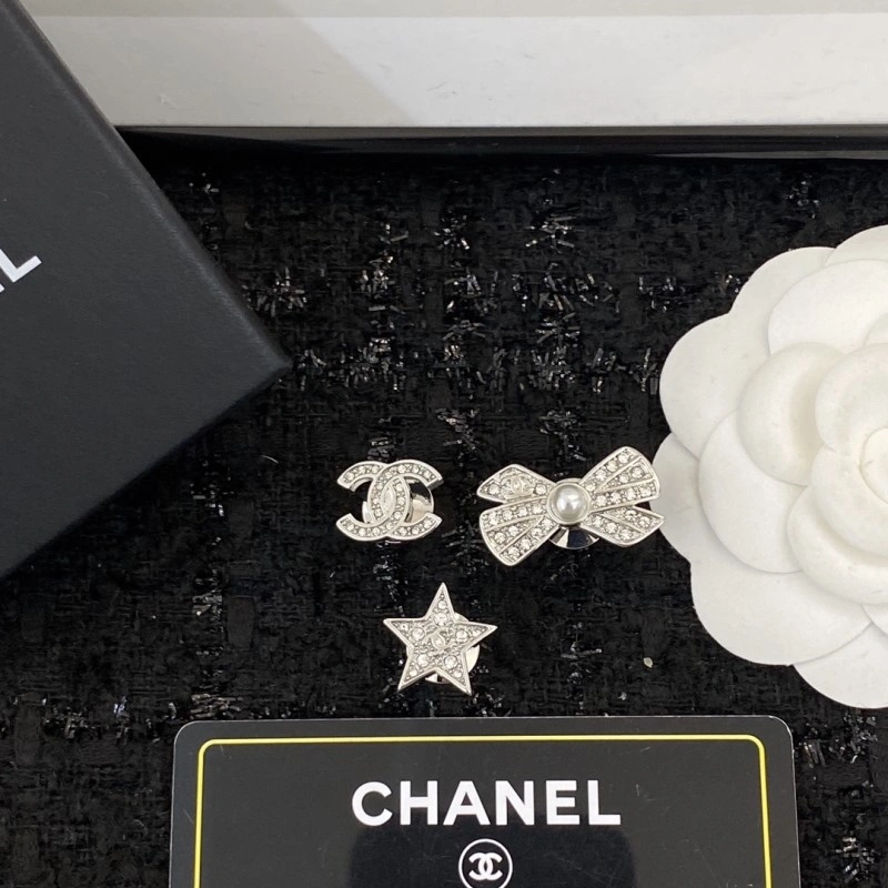Perfect replica Chanel Brooches