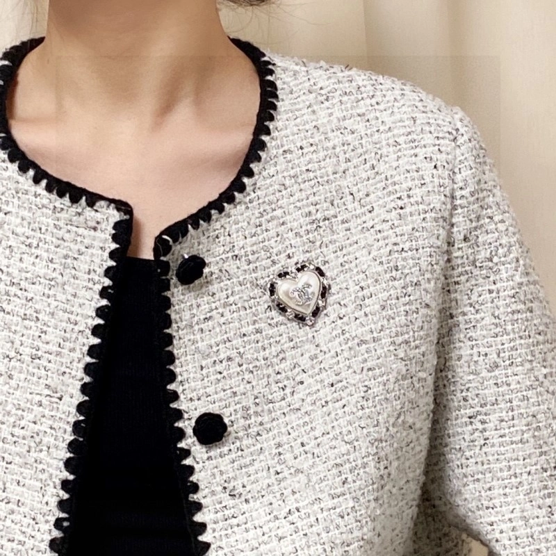 Bargain Chanel Brooches