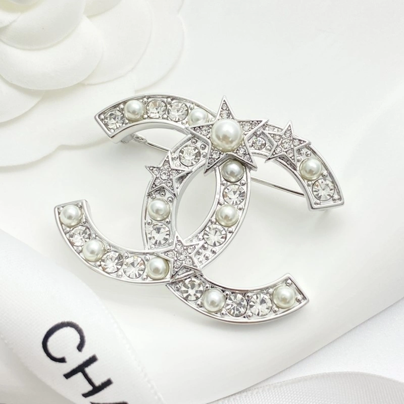 Accurate model Chanel Brooches