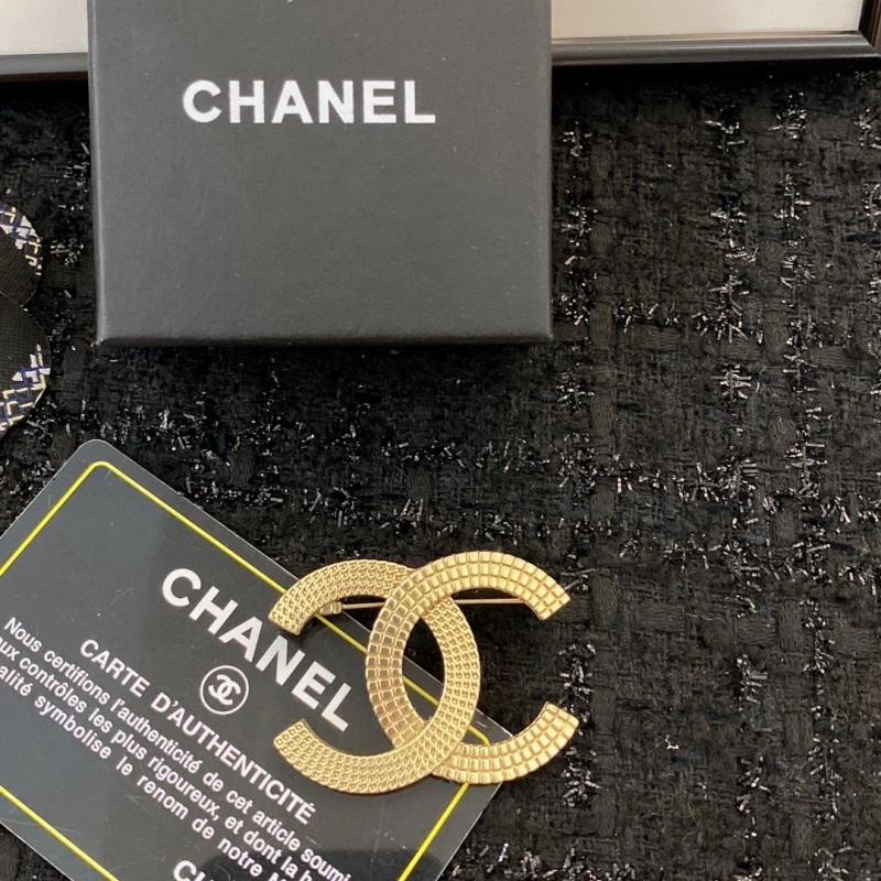 High accuracy Chanel Brooches