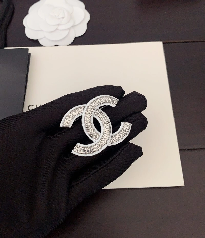 Brand-original Chanel Brooches