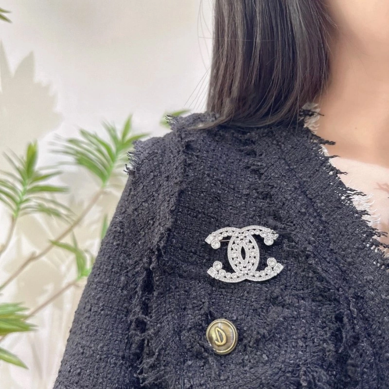 Exact replica Chanel Brooches