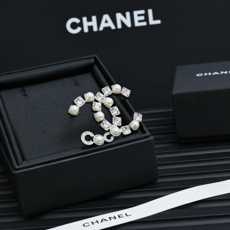 Exact replica Chanel Brooches